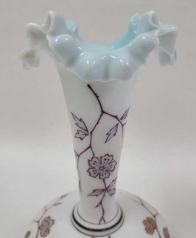Thomas Webb | Antique Thomas Webb Opaque Cased Glass Vase (Late 19th ...