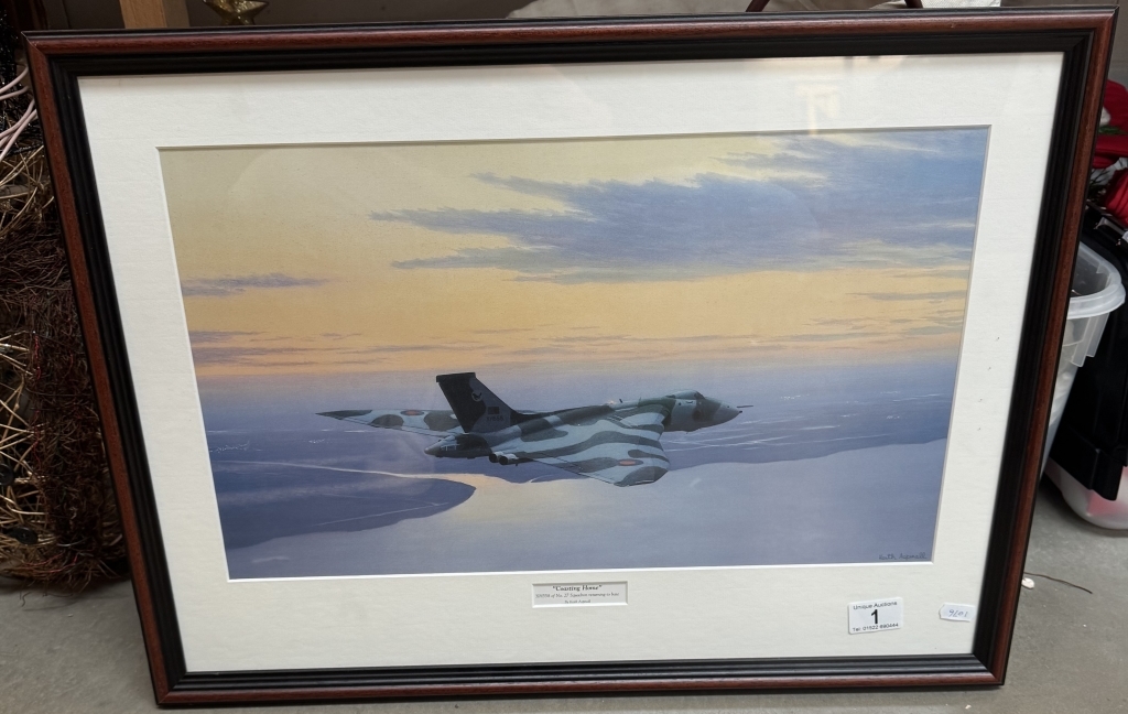 Keith Aspinall | A print of Vulcan XH558 of No 27 squadron returning to ...