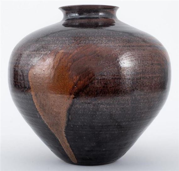Paul Chaleff | Paul Chaleff Large Tulip Stoneware Vase | MutualArt