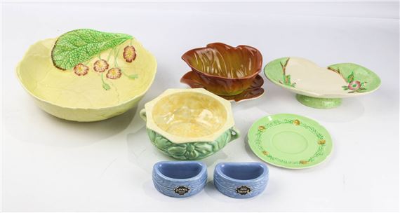 Carlton Ware | A collection of English ceramics | MutualArt