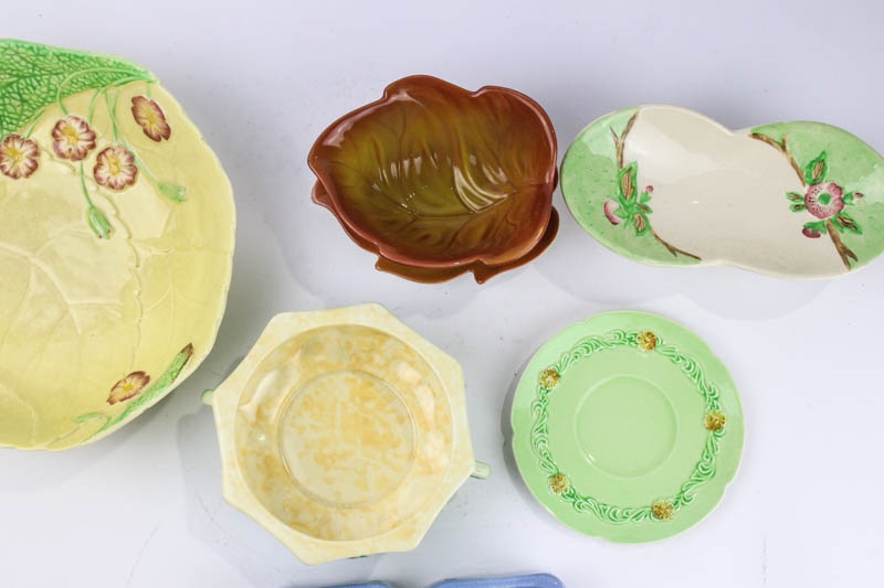 Carlton Ware | A collection of English ceramics | MutualArt