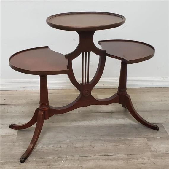 Duncan Phyfe | Duncan Phyfe-style mahogany 3-tier lyre tea | MutualArt