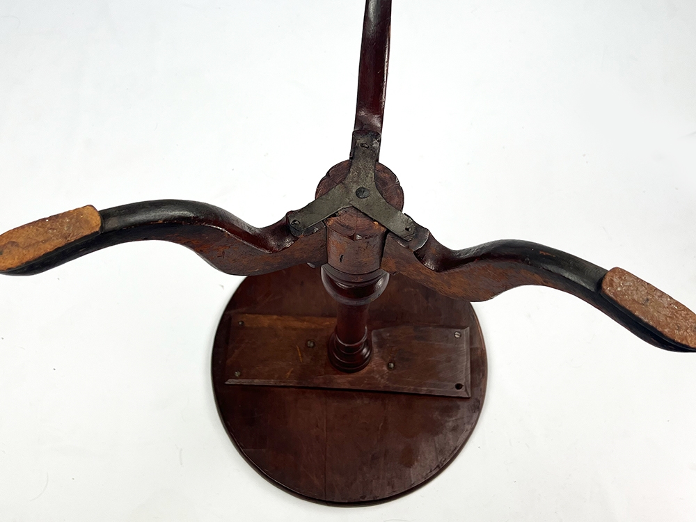 Anne Cherry | CONNECTICUT QUEEN ANNE CHERRY CANDLESTAND | MutualArt
