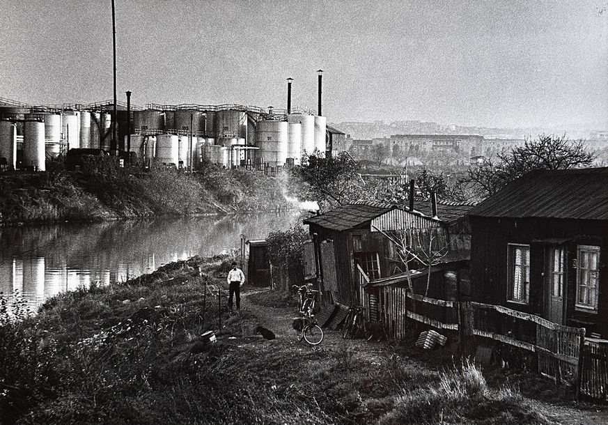 Willy Ronis | WILLY RONIS 1910-2009 The Shell and a Slum, Nanterre ...