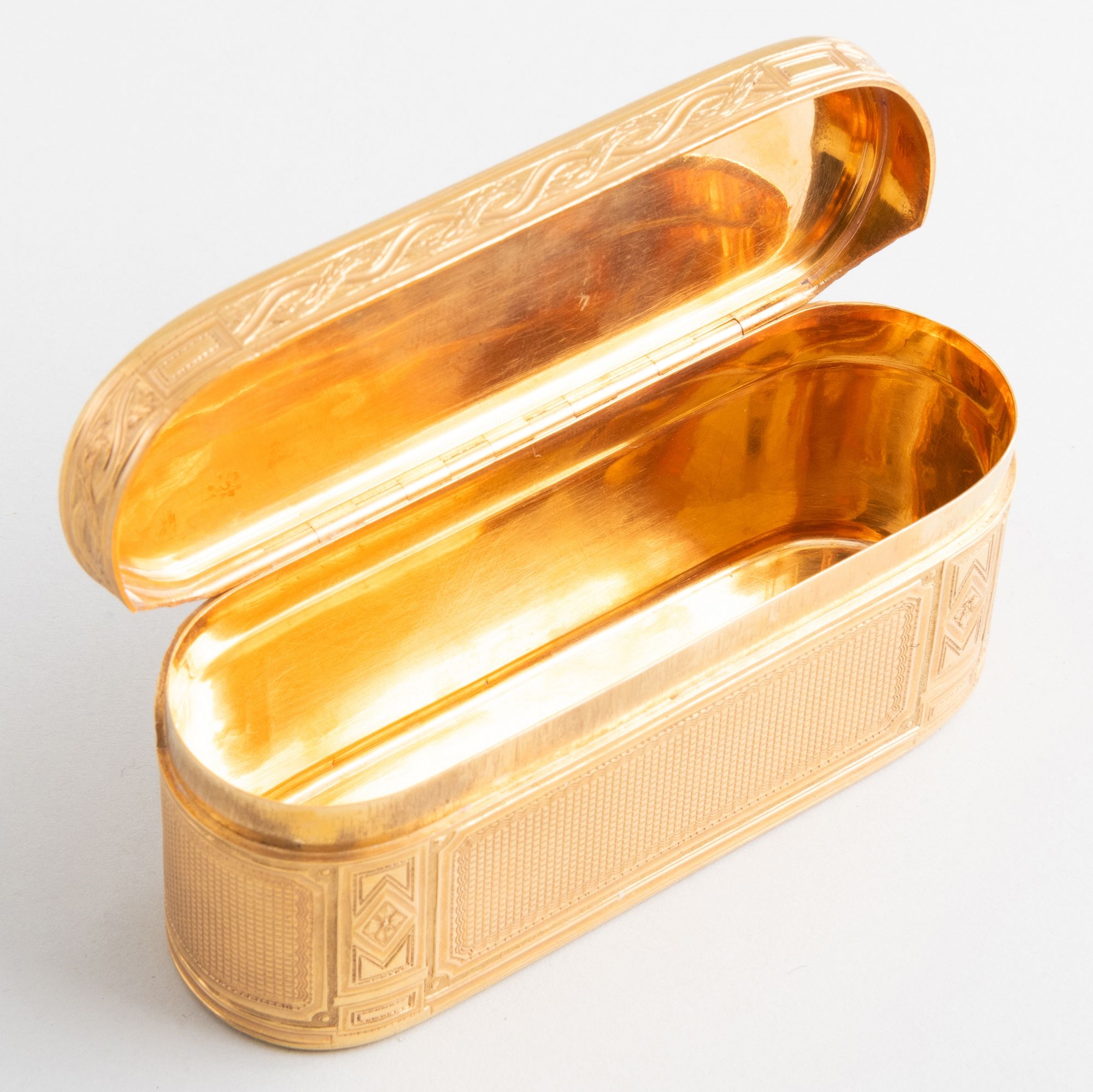 Pierre-Paul Sevin | Louis XV 18k Gold Box | MutualArt