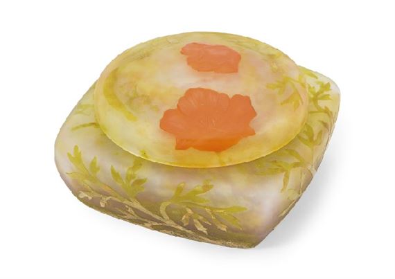 Daum Frères | Box with lid with design of Poppy | MutualArt