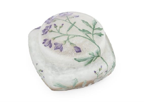 Daum Frères | Box with lid with design of Lilacbush | MutualArt