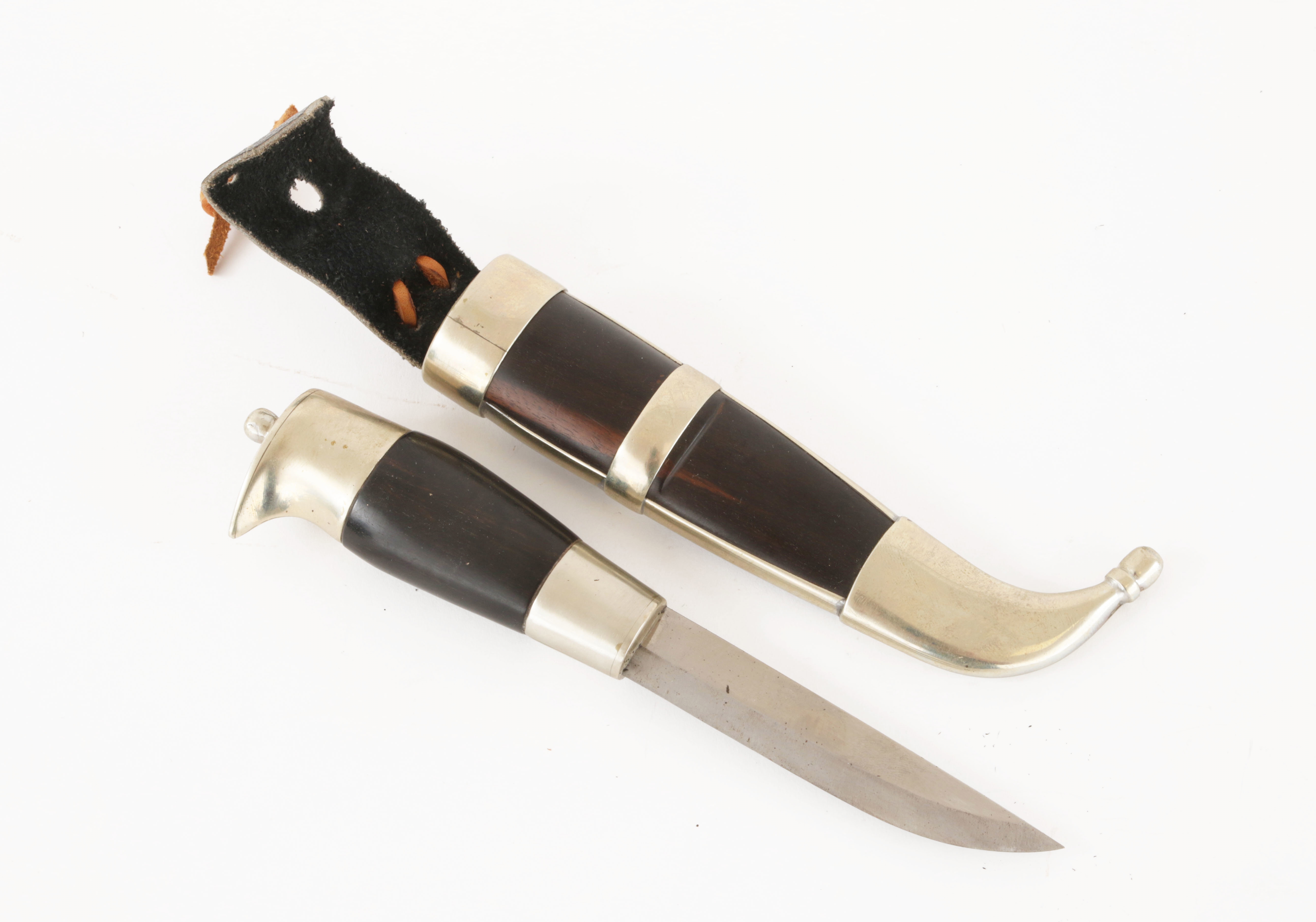 Olle Larsson | 190 Kniv med slida | MutualArt