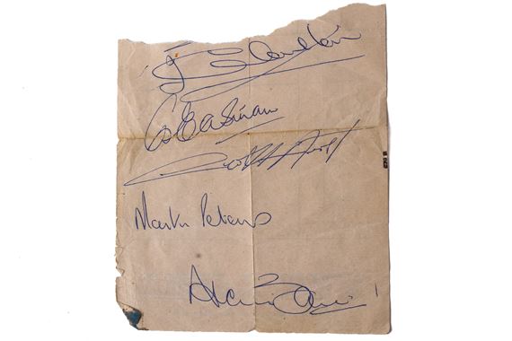 Martin Peters | A collection of 1966 World Cup winners signatures on a ...