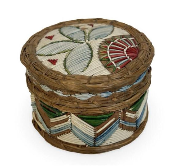 Great Britain | MI'KMAQ BIRCH BARK QUILL BOX W BUTTERFLY C 1890 (Circa ...