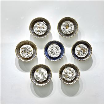 Lee Yun Hee | Artist Overview | MutualArt