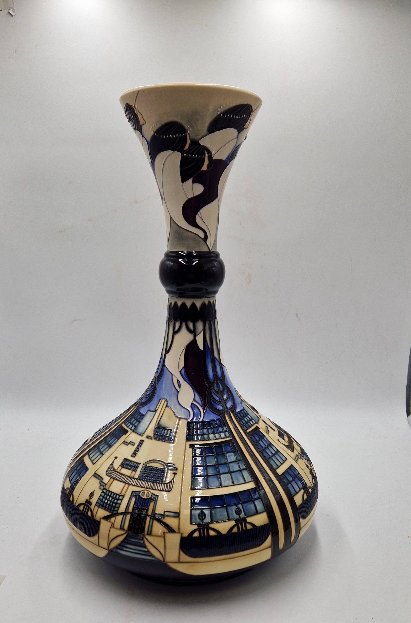 Emma Bossons | THE GLASGOW SCHOOL OF ART VASE (2014) | MutualArt