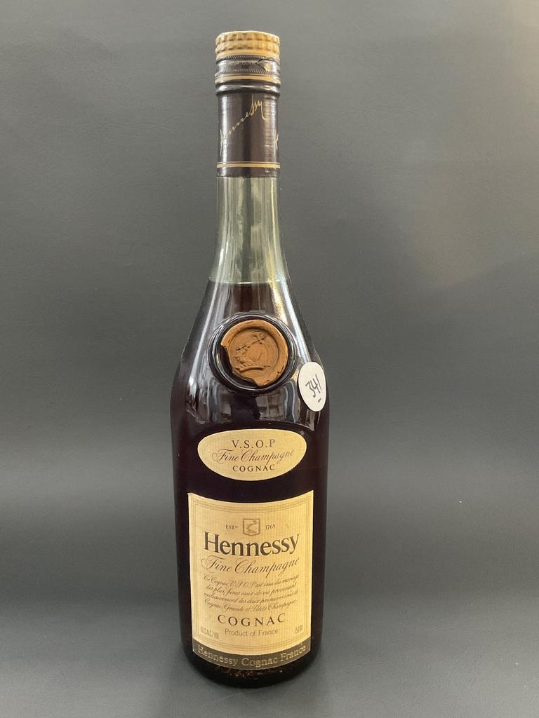 Hennessy | BOTTLE OF HENNESSY FINE CHAMPAGNE COGNAC 750ML | MutualArt