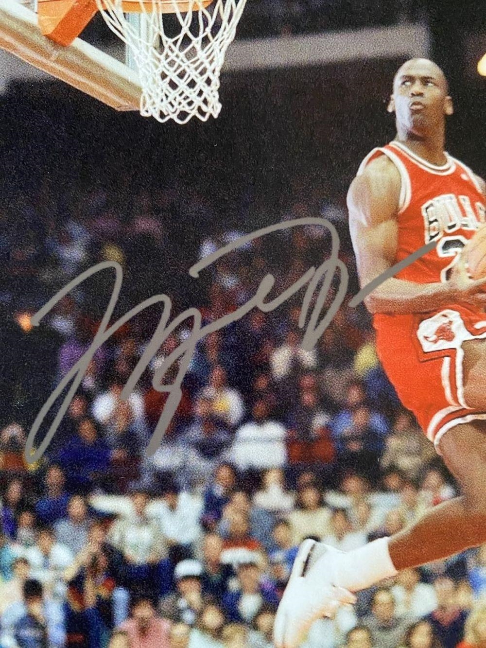 Michael Jordan | Michael Jordan - Autograph | MutualArt