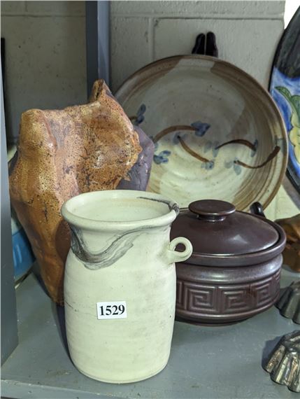 Milton Moon | AUSTRALIAN POTTERY | MutualArt