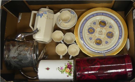 Walker & Hall | A Mixed Collection of Ceramics to include Royal Doulton ...