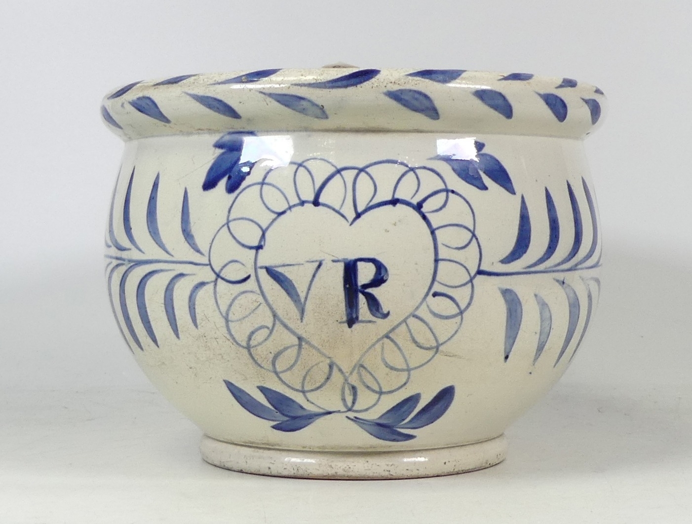 Unknown | Victorian Blue & White Gezzunder with handpainted heart and ...