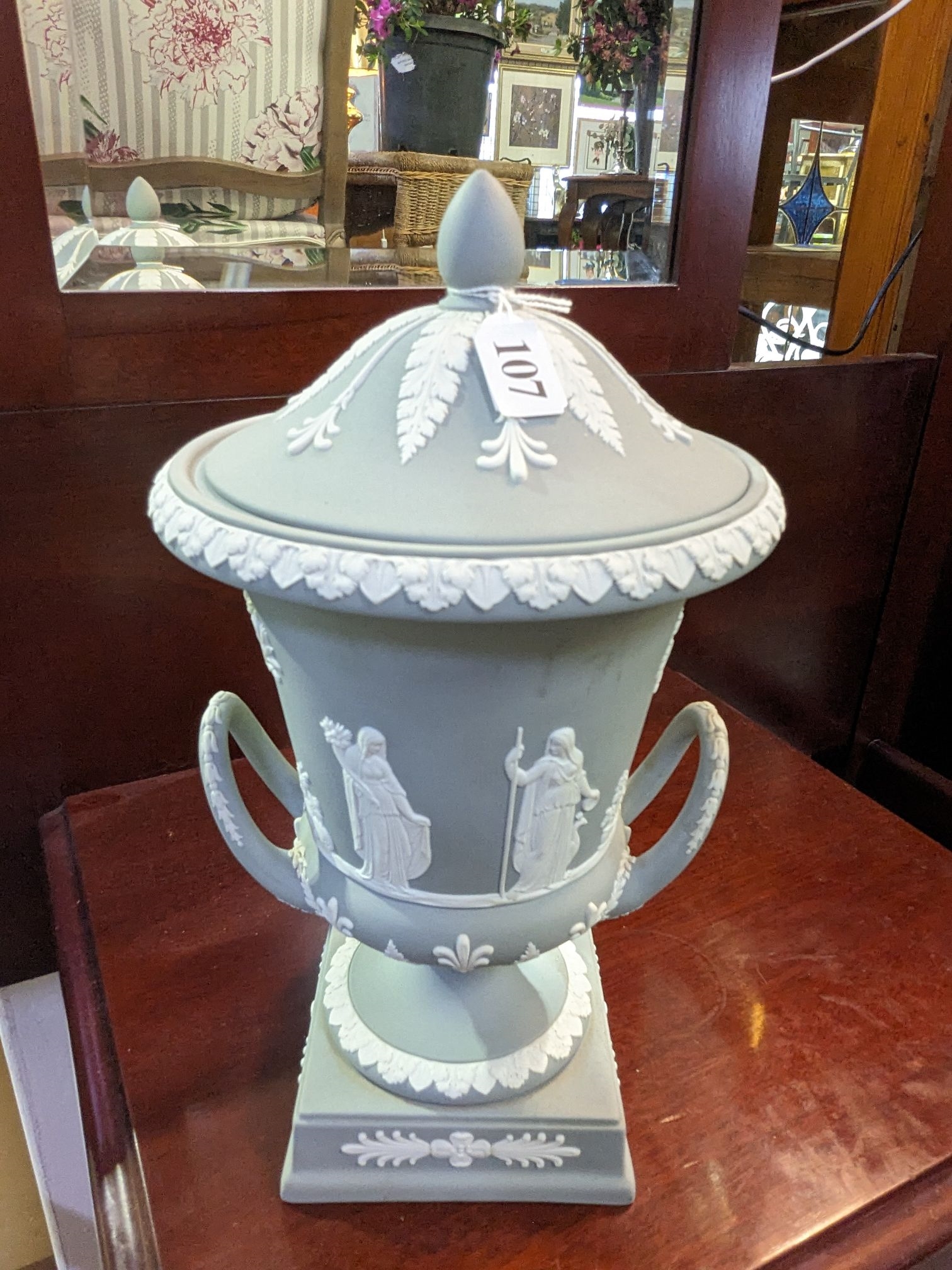 Wedgwood | WEDGWOOD JASPERWARE LIDDED URN | MutualArt