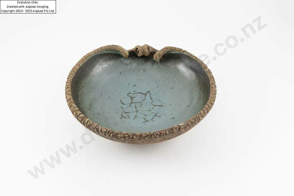 Len Castle | Len Castle Lipped Bowl | MutualArt