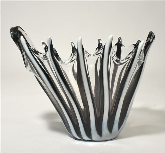 Richard Royal | Richard Royal Art Glass Vase | MutualArt