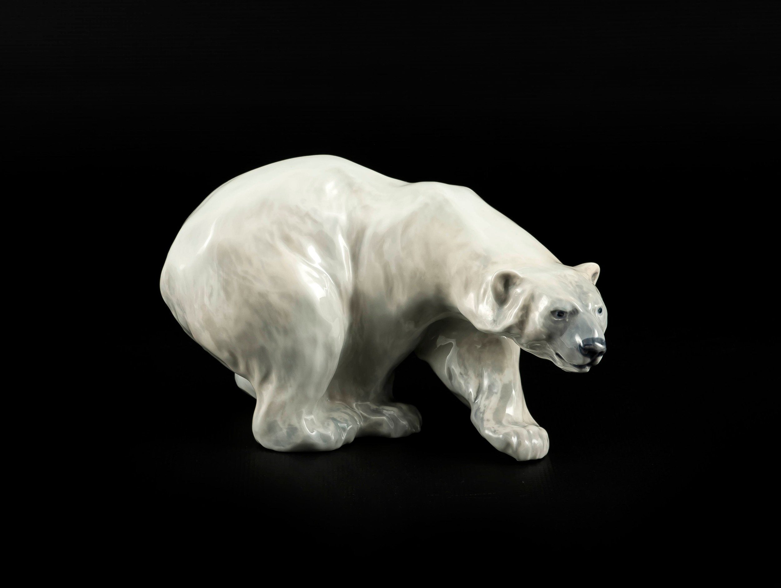 Royal Copenhagen | A ROYAL COPENHAGEN FIGURE - PROWLING BEAR | MutualArt