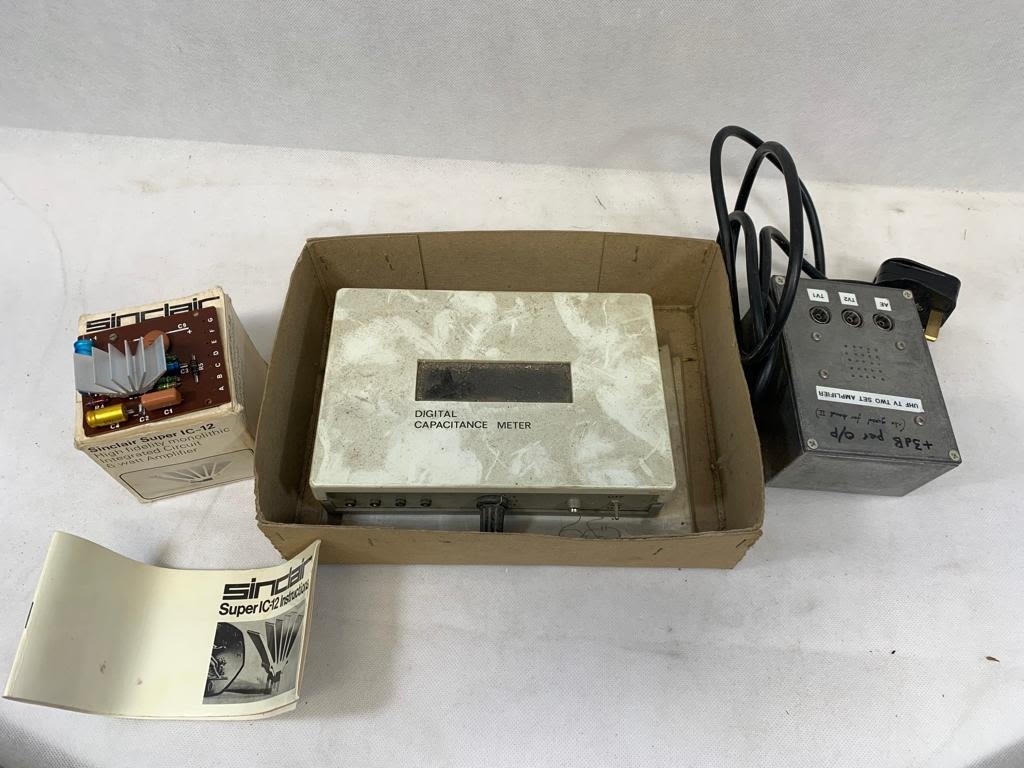 Sinclair | A Sinclair super IC-12 and a digital capacitance | MutualArt