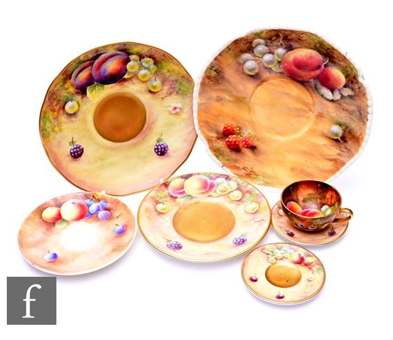 Royal Worcester | A Royal Worcester fruit painted miniature tea cup by Frank Roberts (Circa 1954 ...