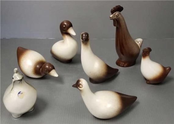 Howard Pierce | 7 vintage Howard Pierce pottery figures | MutualArt