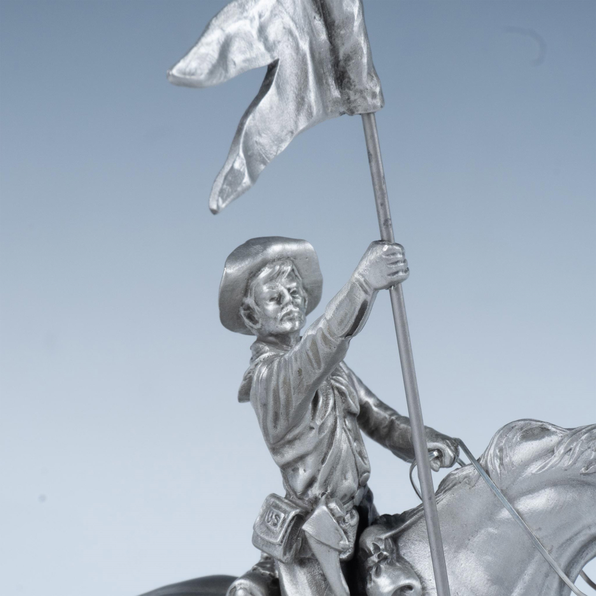 Chilmark | Chilmark Special Edition Pewter Figurine, Unit Colors (1984 ...