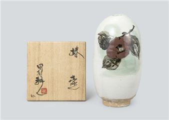 Koichi Tamura | Jar with design of camellia | MutualArt