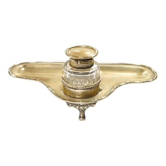 An Edwardian | An Edwardian silver inkstand (1905) | MutualArt