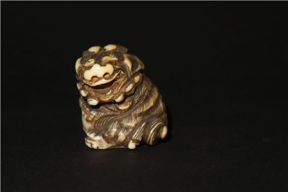 Japanese School, 20th Century | JAPON - XIXe siècle Netsuke en ivoire ...
