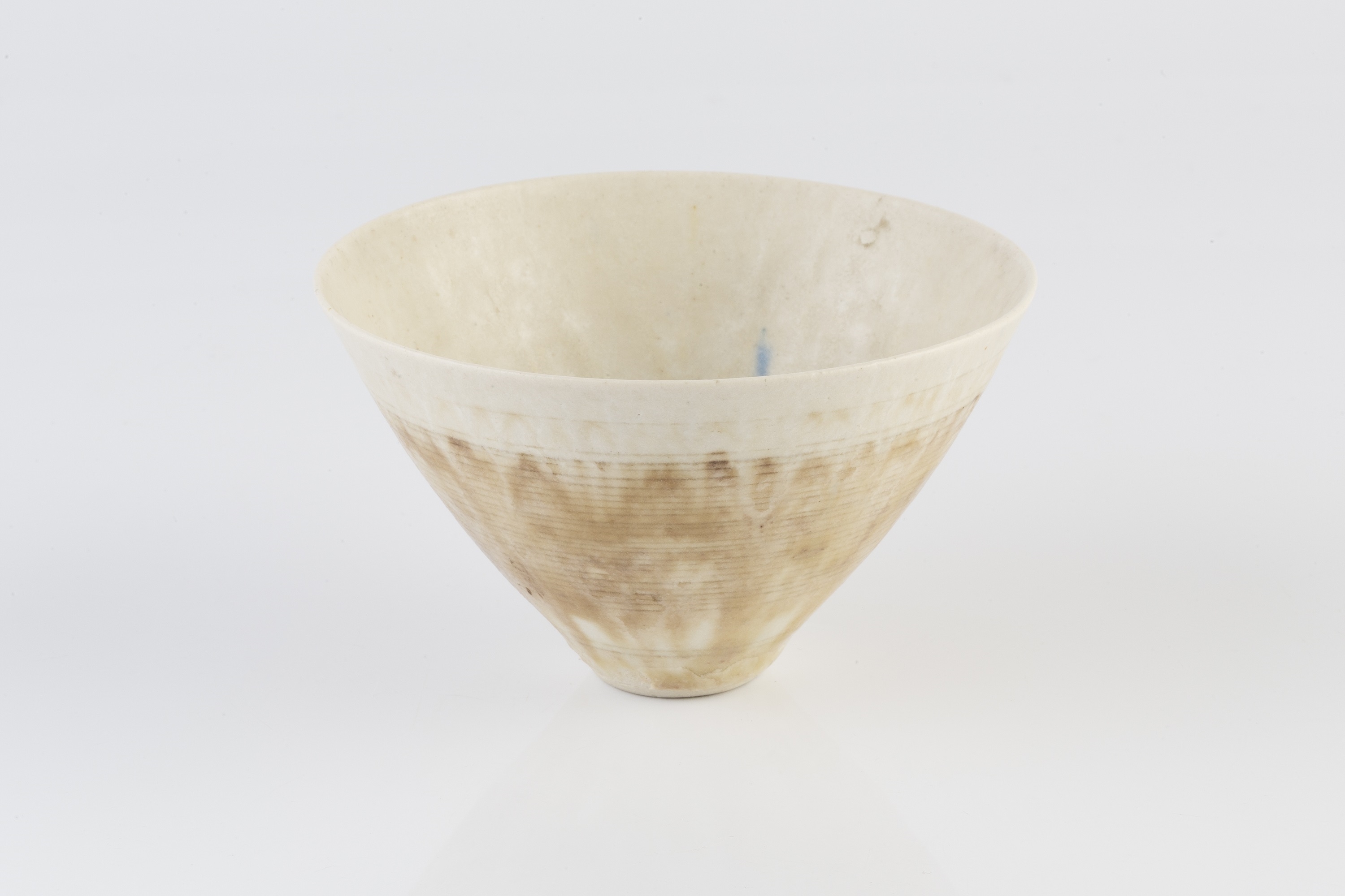 Lucie Rie | Early glazed bowl (Circa 1955) | MutualArt