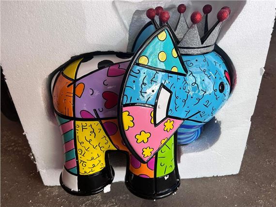 Romero Britto | Romero Britto Sculpture - Velasquez (2020) | MutualArt