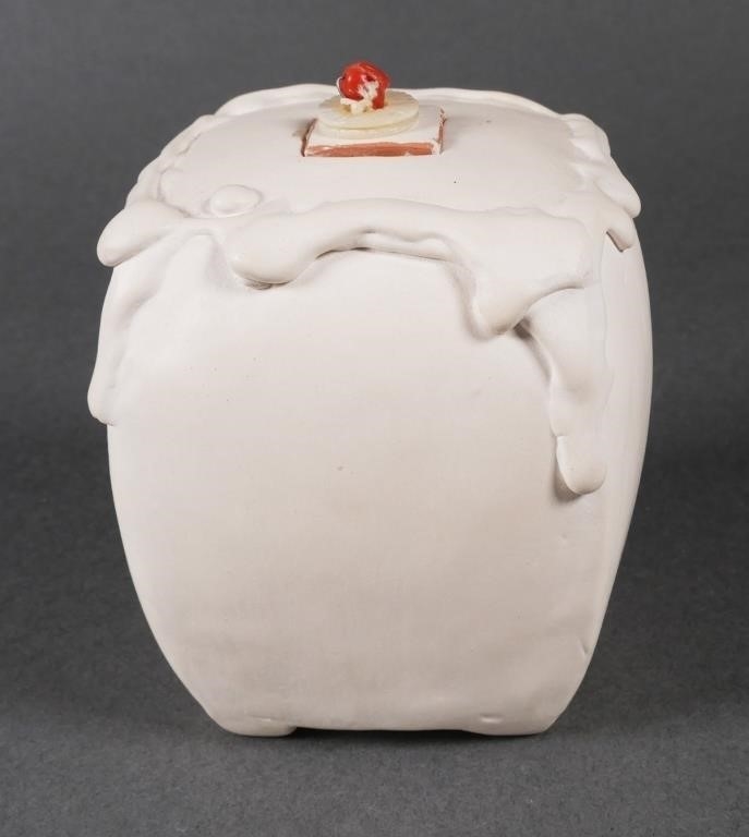 Sang Roberson | SANG ROBERSON ART POTTERY JAR | MutualArt