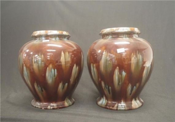 Regal Mashman | Pair of large Regal Mashman pottery vases | MutualArt