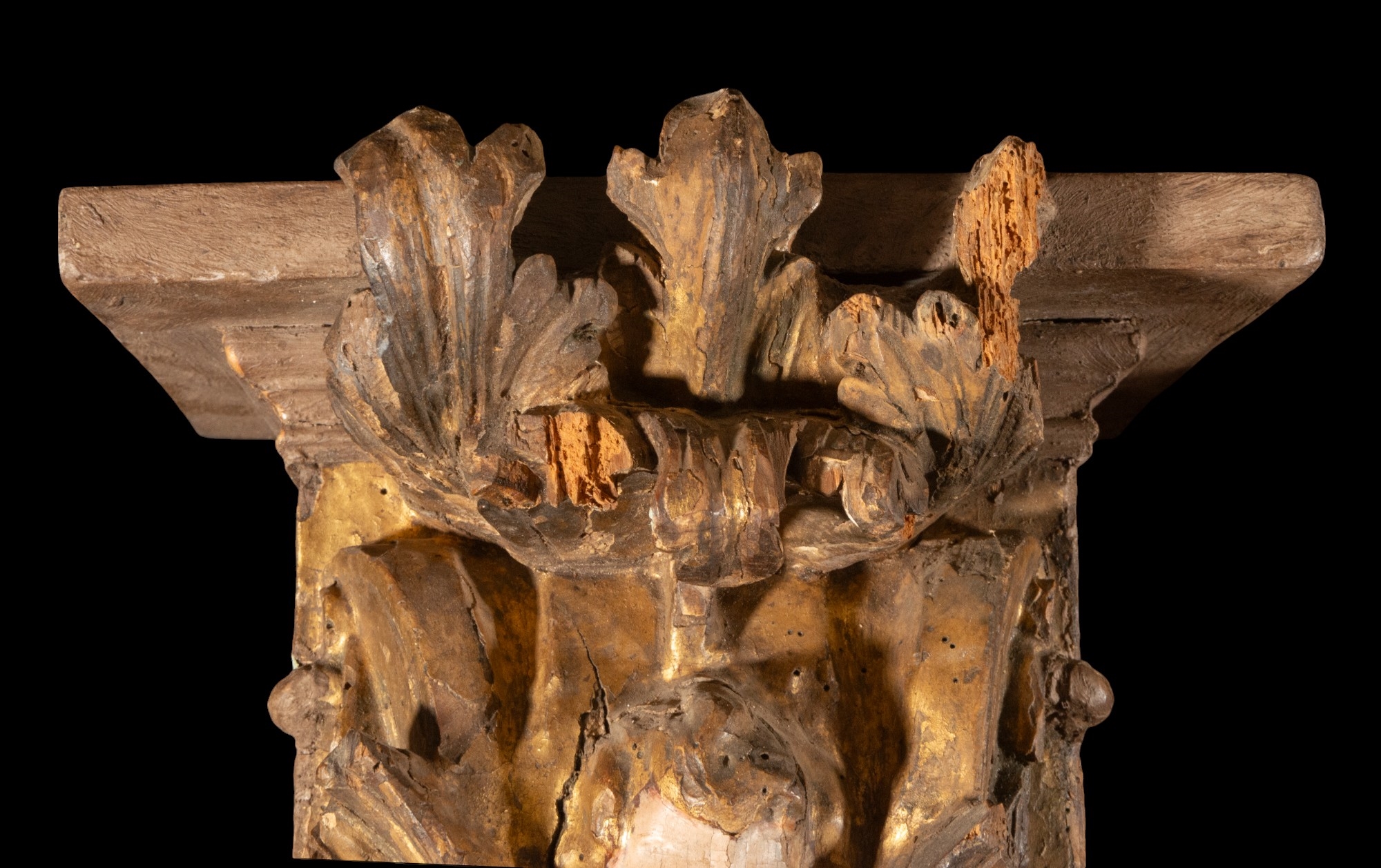 Spanish School, 17th Century | Escuela Española del siglo XVII - Mensula de madera con angelito ...