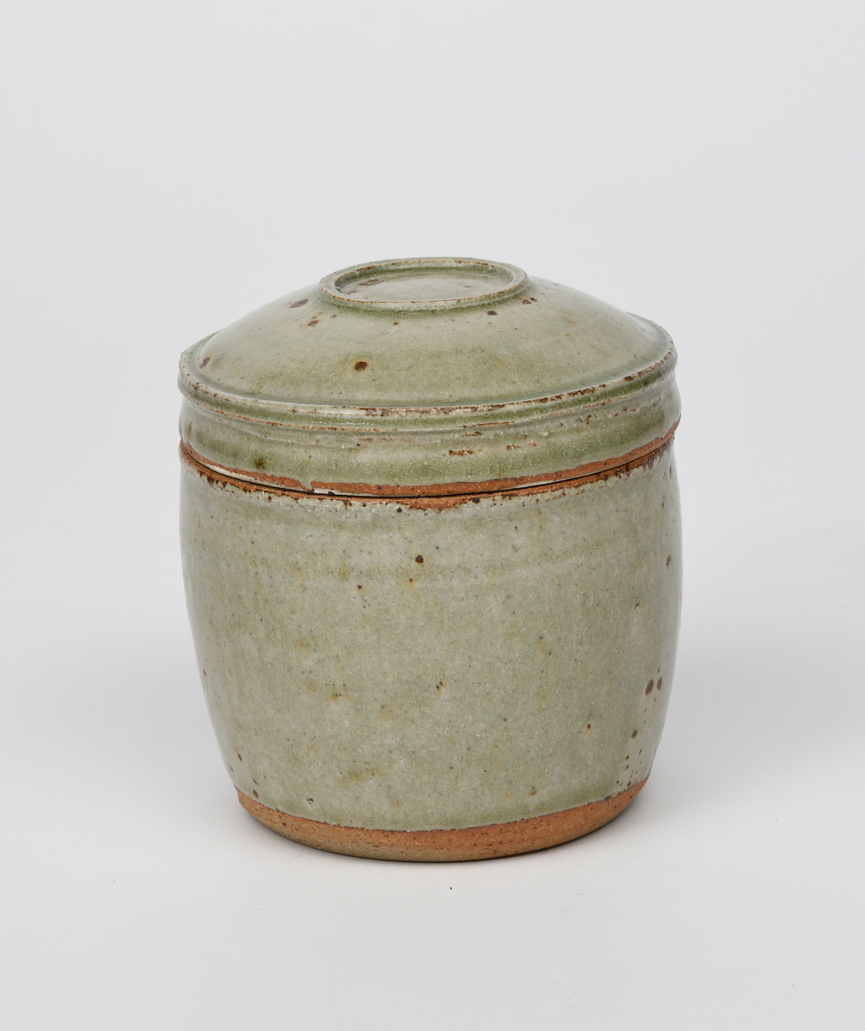 Richard Batterham | Caddy and cover | MutualArt