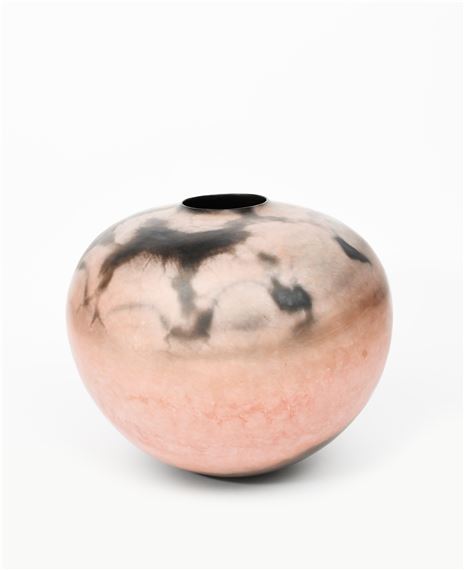 Gabriele Koch | Burnished vessel | MutualArt