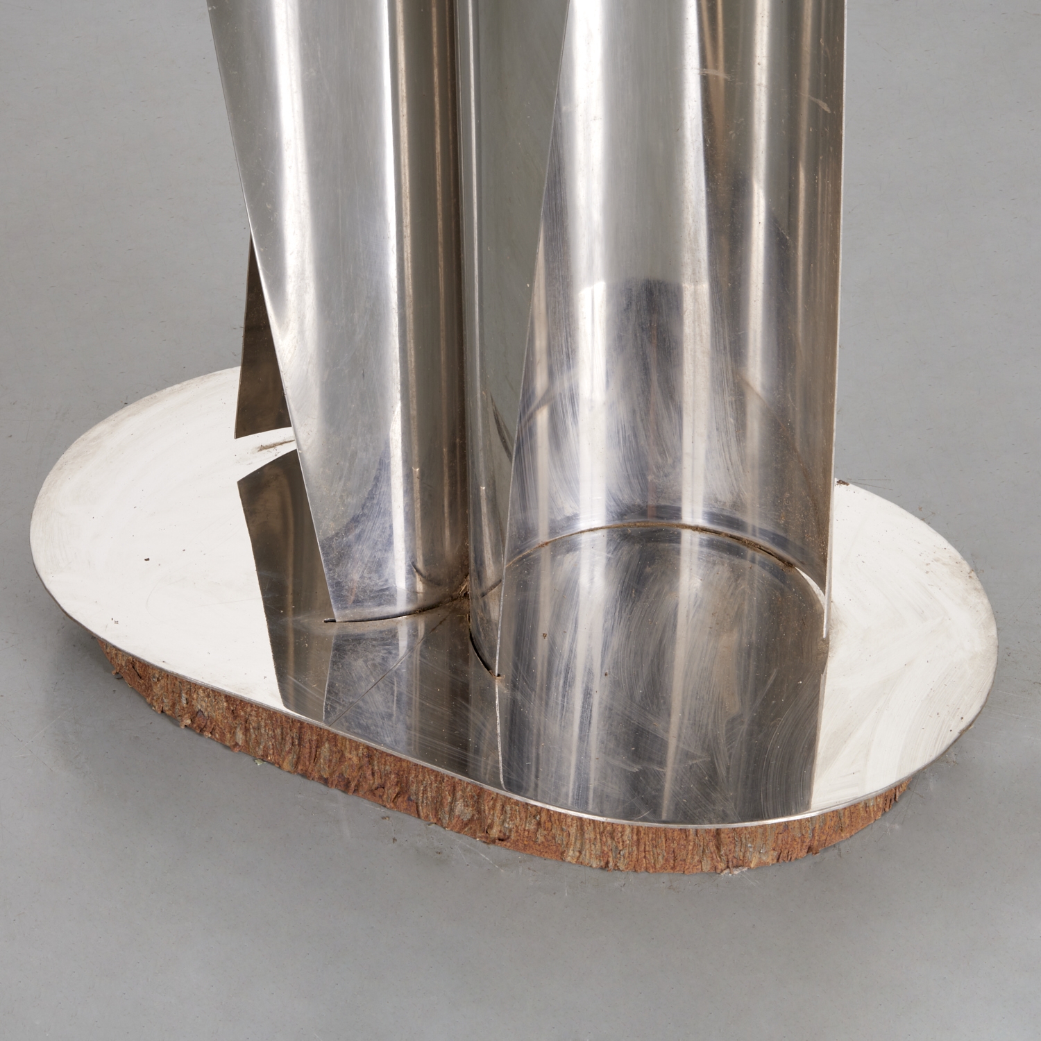 Attilio Pierelli | Monumento Inox (1969) | MutualArt