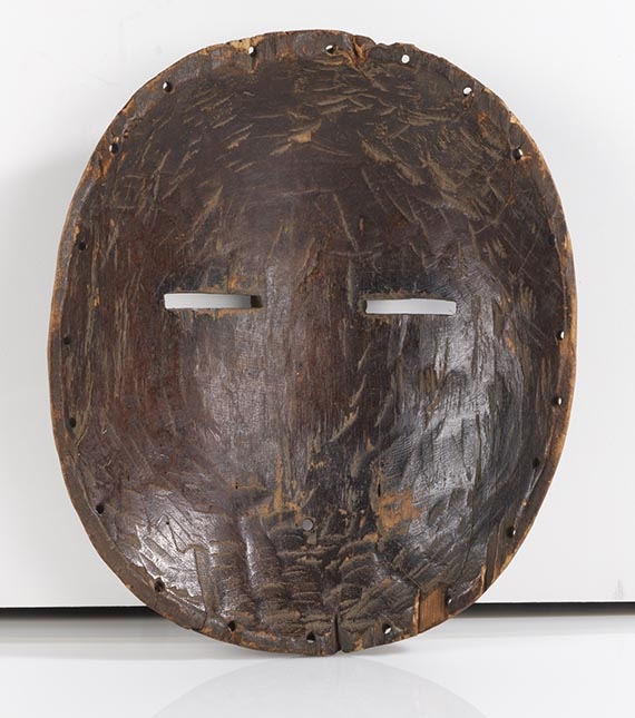 African School | Maske. Kongo | MutualArt