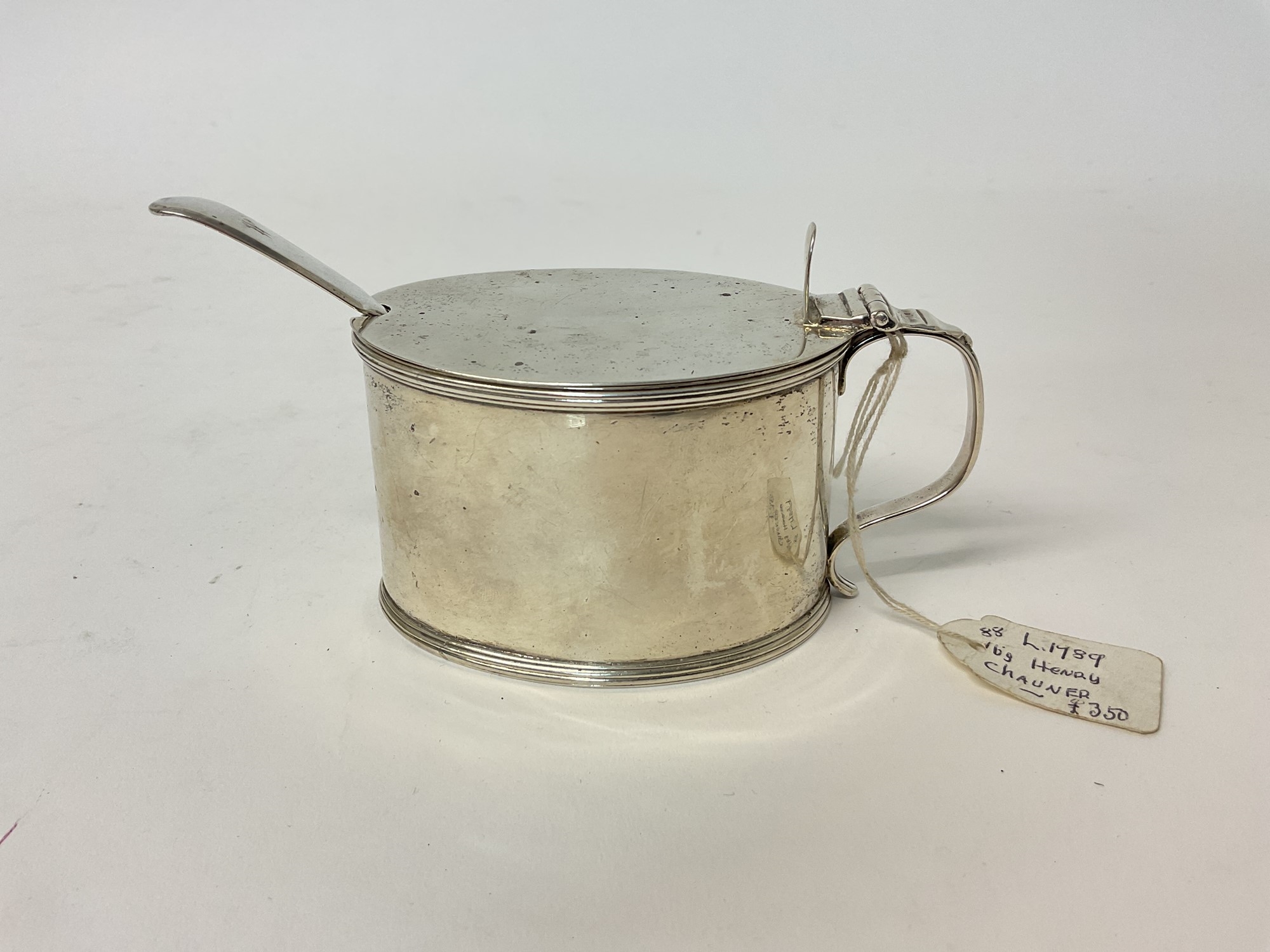 Henry Chawner | George III silver mustard pot (1787) | MutualArt