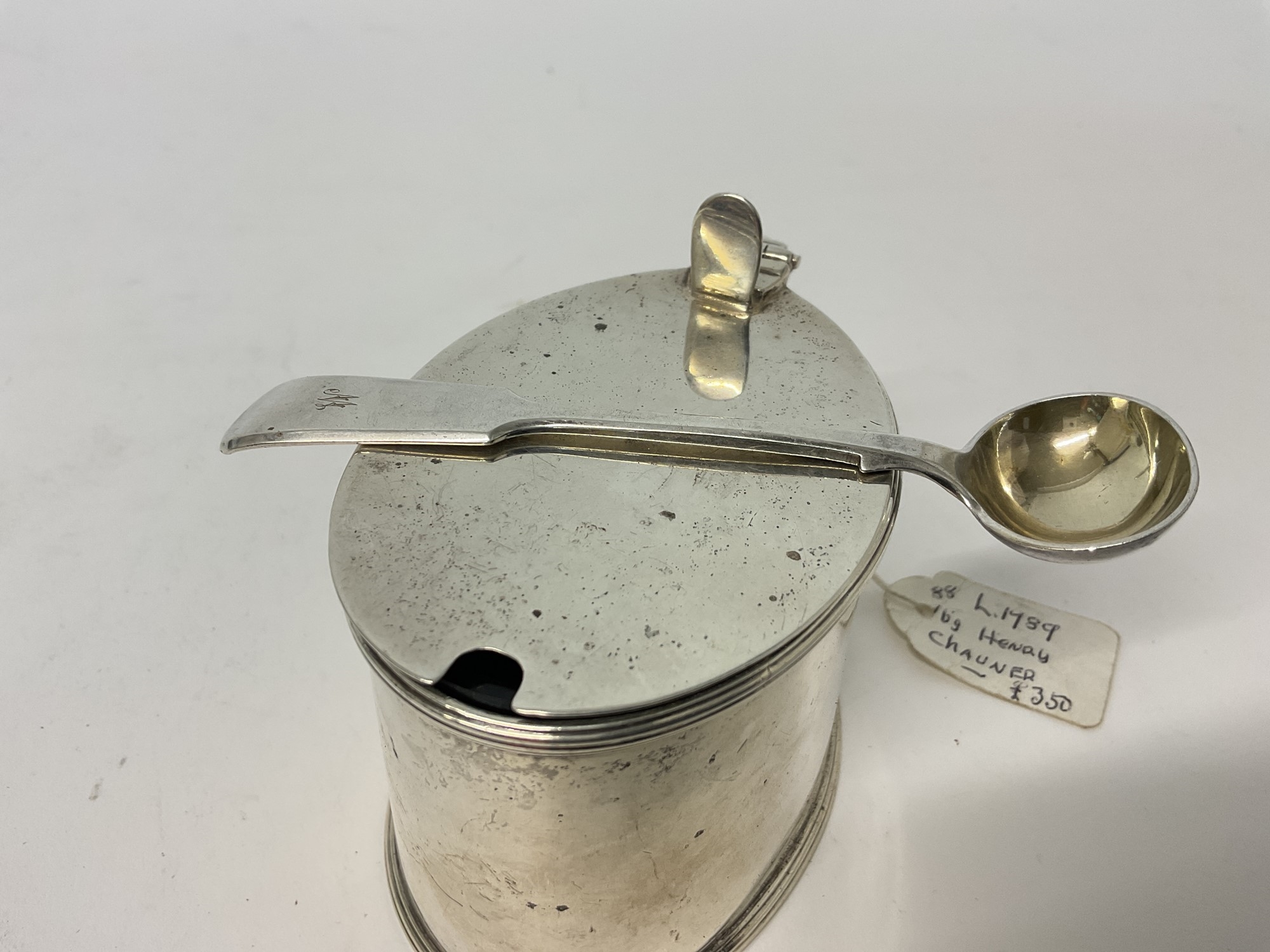 Henry Chawner | George III silver mustard pot (1787) | MutualArt