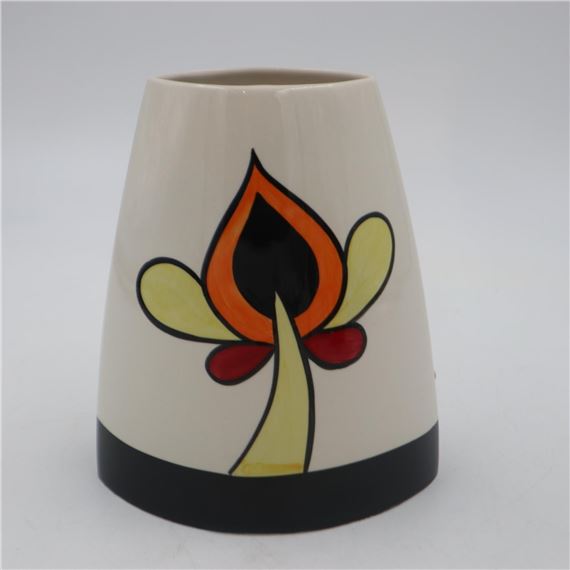 Lorna Bailey | Lorna Bailey vase in the row Way pattern, no cracks or ...