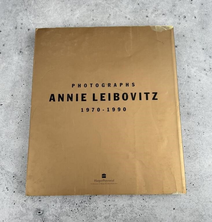 Annie Leibovitz | Photographs Annie Leibovitz 1970-1990 (1991) | MutualArt
