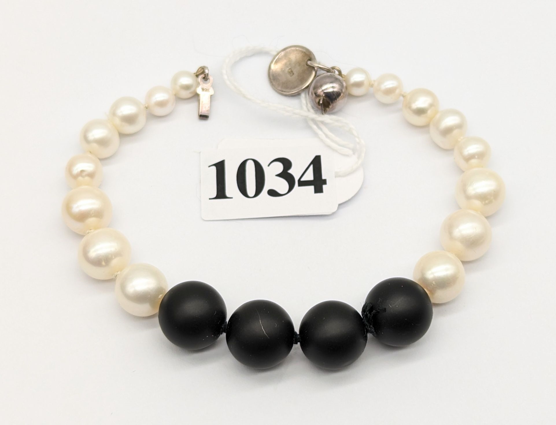 Designer | JAN LOGAN PEARL BRACELET | MutualArt