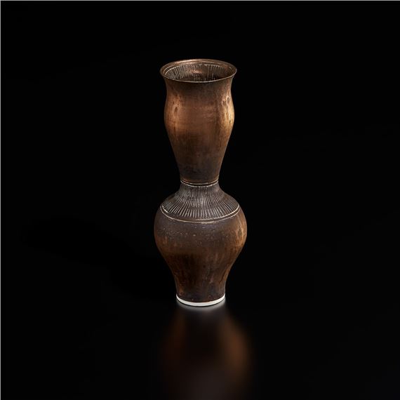 Lucie Rie | Byzantine vase (Circa 1978) | MutualArt