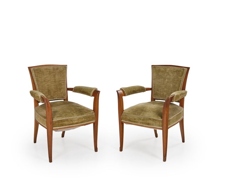 André Domin | Maison DOMINIQUE Canapé et deux fauteuils au modèle en ...