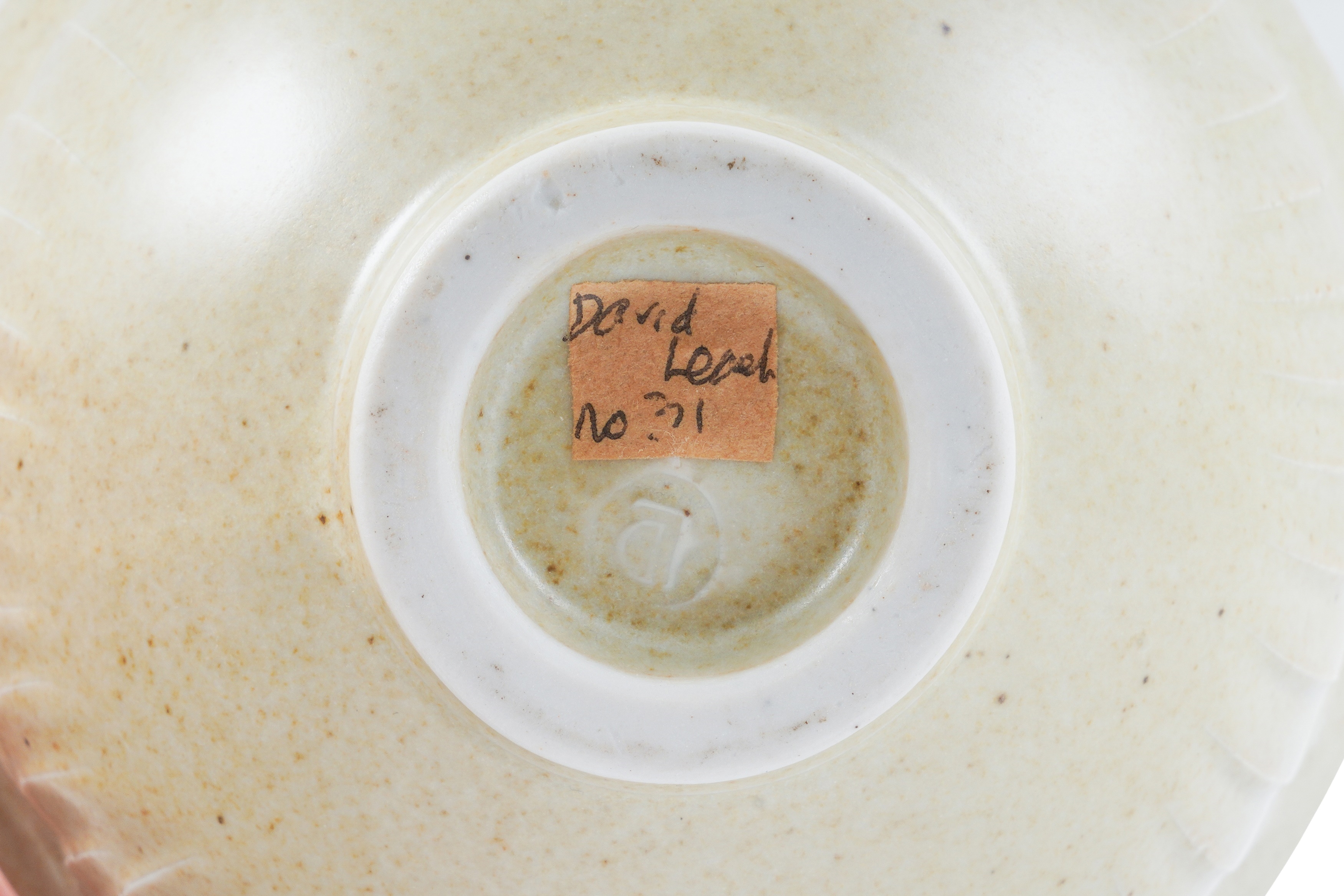 David Leach | Fluted footed studio pottery bowl (Circa 1980) | MutualArt