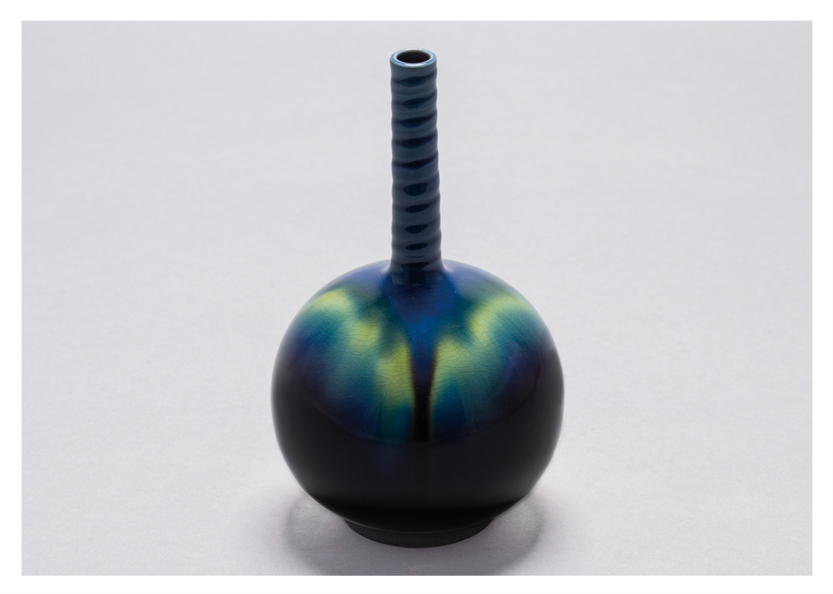 Tokuda Yasokichi III | A VASE | MutualArt